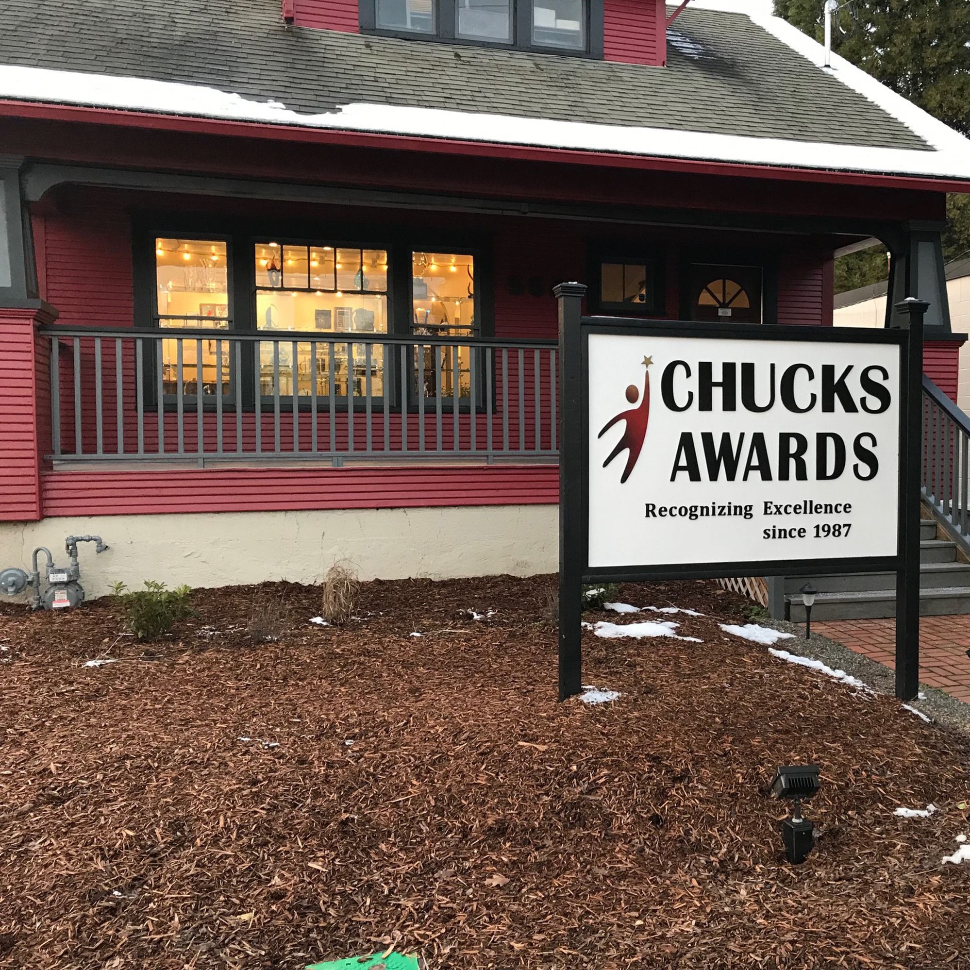 Chucks Awards - Trophy Shop in Portland, Crystal & Plaques